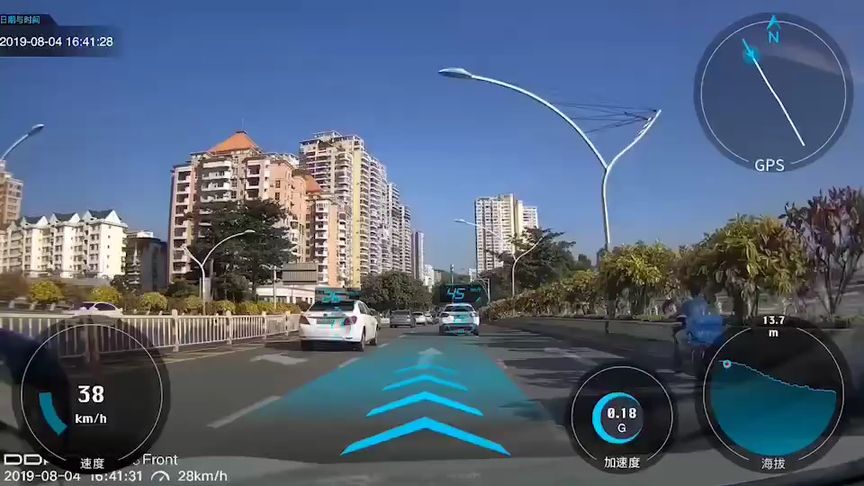 带各项数据的行车记录仪-盯盯拍,实拍效果