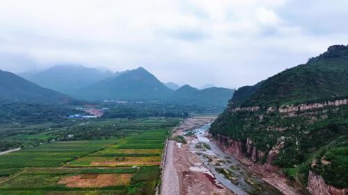 方程豹钛7自驾:一车搞定户外野餐与用电自由,解锁多样旅行生活