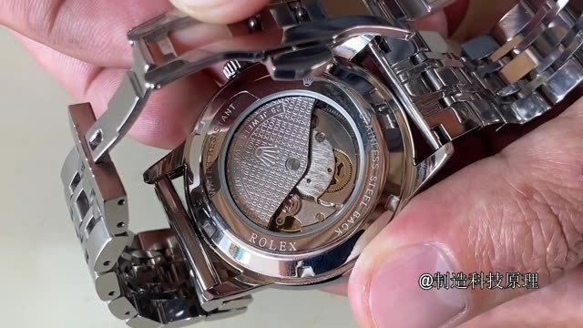 复严重损坏的机械表