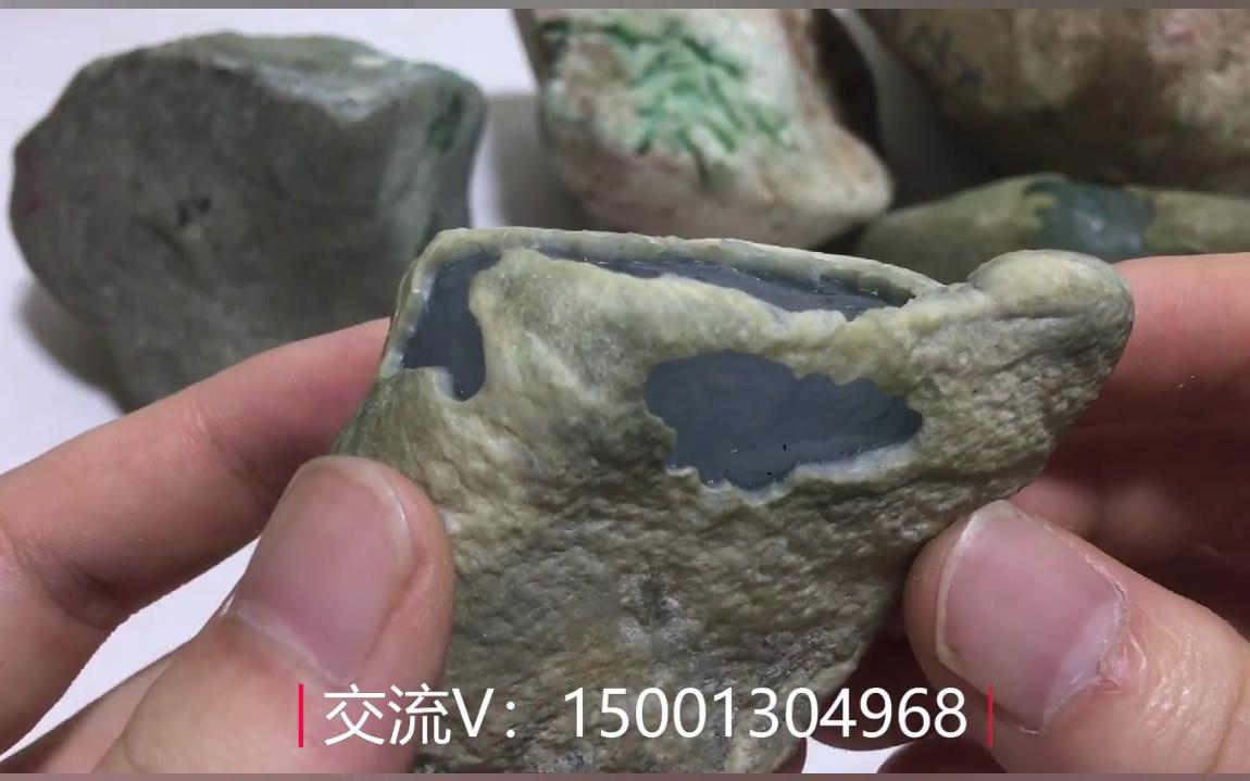 多利多翡翠赌石,缅甸老坑冰种木那翡翠赌石