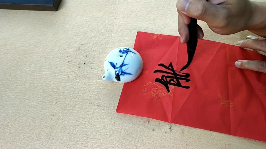 说真的,想要模仿这种字体实在太难