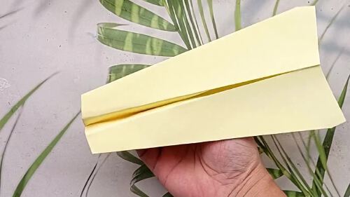 简单又好玩的远距离纸飞机诺顿飞行器全世界孩子都爱玩的纸飞机