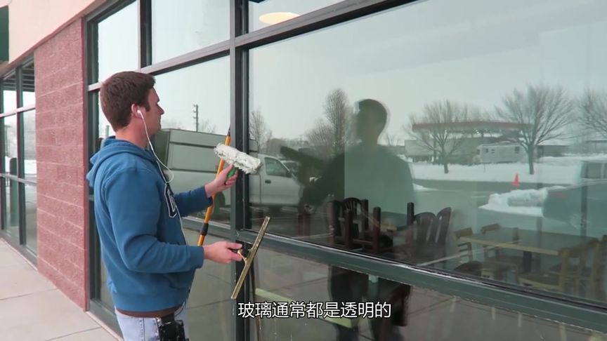 国外发明玻璃神器,磨砂玻璃一键变透明,网友:买完装在哪