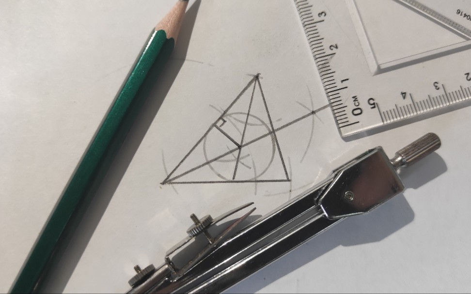 三角形内切圆的尺规作图