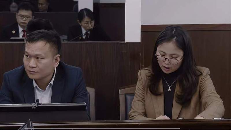 被告人当庭认错并赔礼道歉,法官该不该量刑丨是这样的,法官
