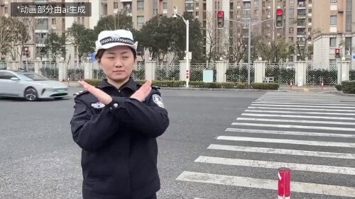 小哪吒们开学要记得遵守交通法规噢