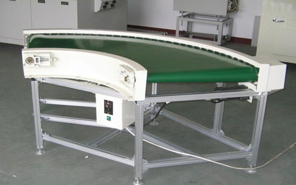 工厂最常见的转弯型皮带输送机如何设计?