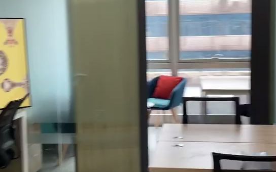 前海自贸区小户型办公室出租,1380元/月水电物业费全包