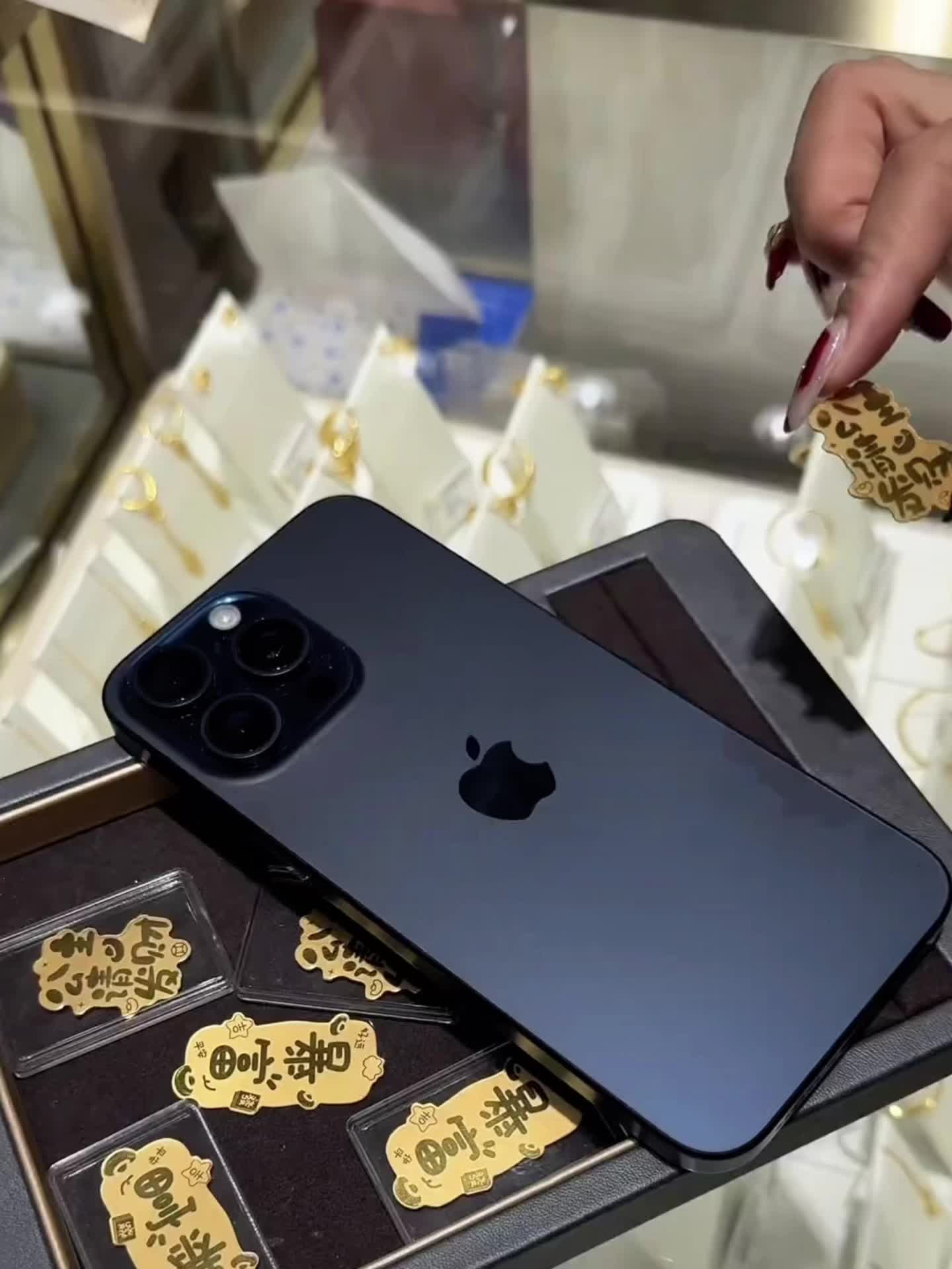 19.9拿下足金手机贴 #足金999 #金店 #黄金首饰 #爱的礼物 #黄金珠宝