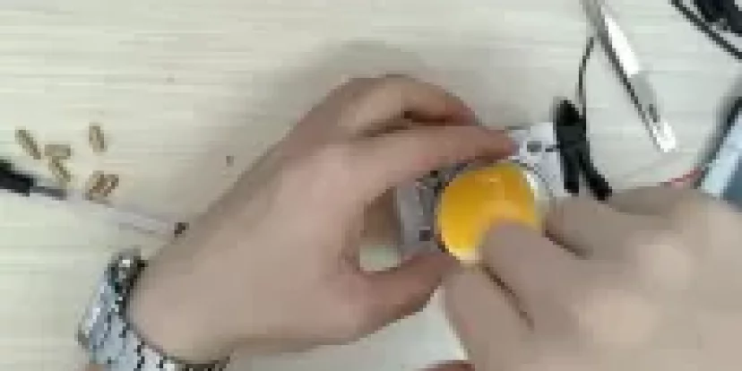 大功率LED灯珠安装散热器,全功率使用也不怕了