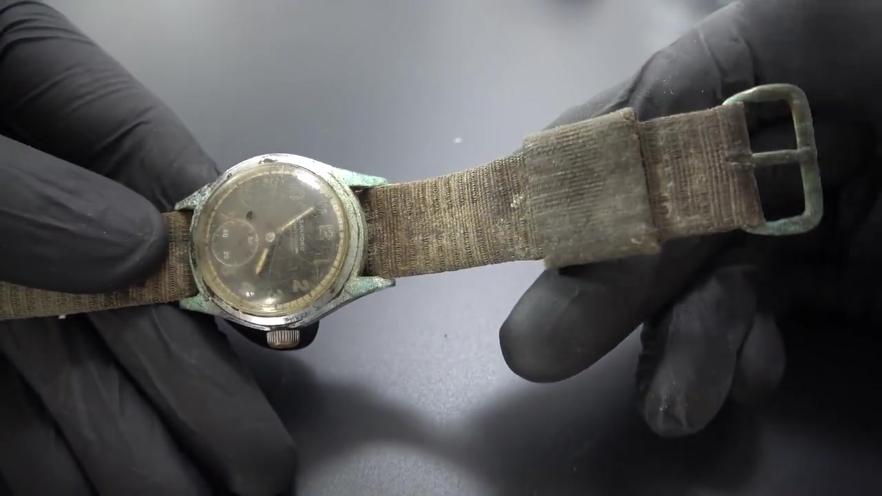 罕见二战军用手表修复全过程