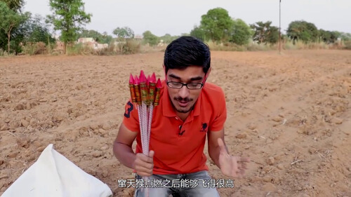 老外作出风火轮?把窜天猴装在旱冰鞋上实验,穿上它秒变飞毛腿!