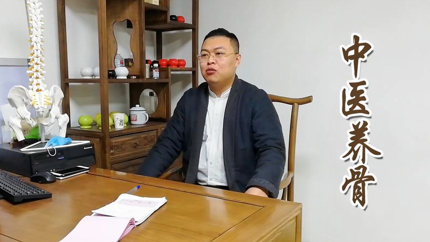 养肺就要敲肺经,每天拍打3分钟,肺部污染全排空,拍一次养一天