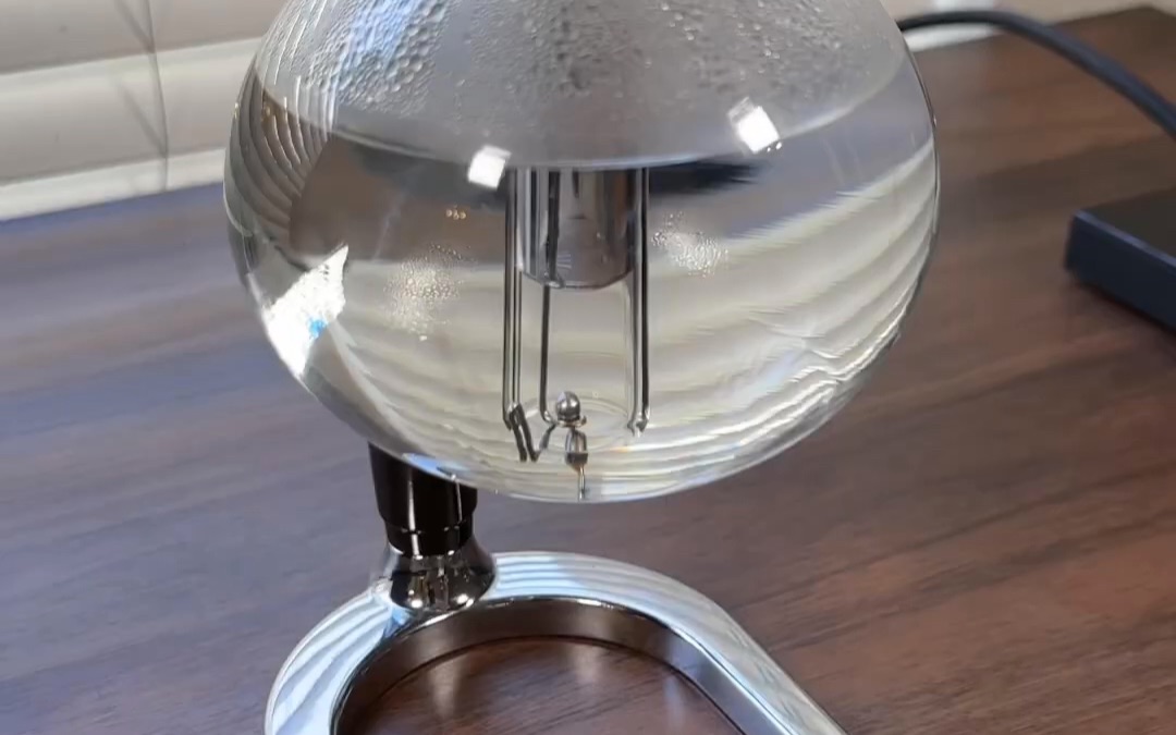 00:28 咖啡虹吸式煮法