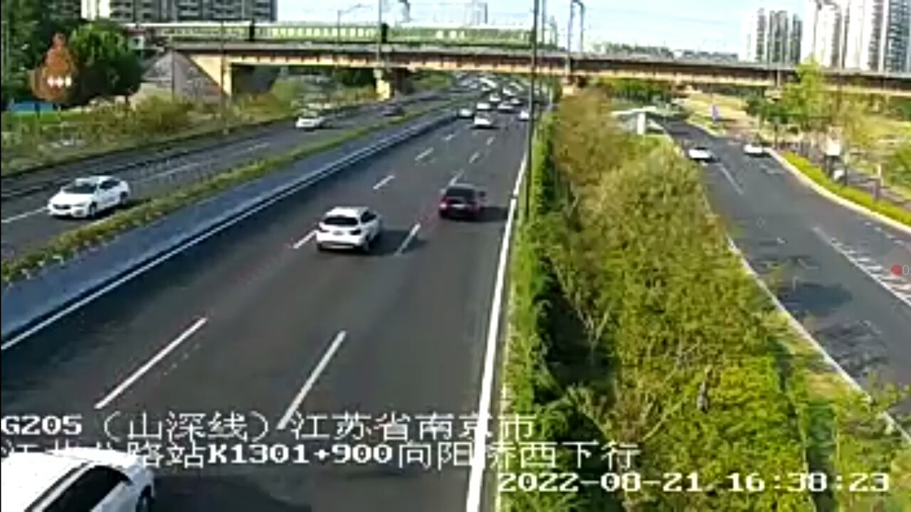 1462次列车通过