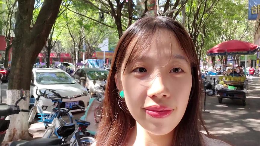 小涵早市带你看翡翠珠子,最便宜的只要2块,最贵的才25!