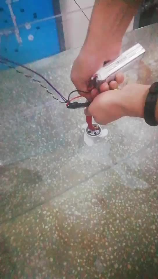 自制rov水下推进器测试视频(成本感人)