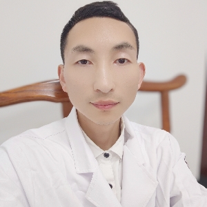 略懂皮毛曹医师 