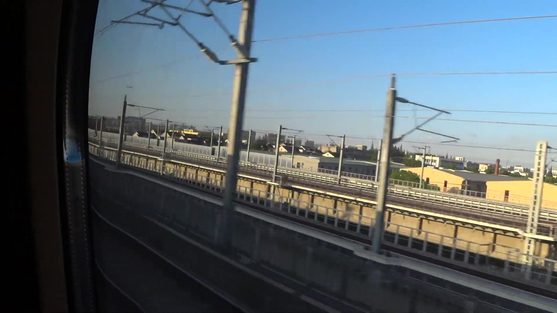 京沪高铁 - 上海虹桥站 → 南京南站(350 km/h)