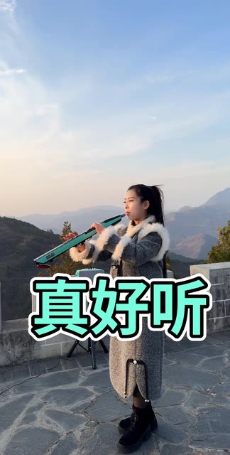 ...声卡用的,也可以外放扩音用,额定功率120瓦,重量仅有2.5kg,三路输入,...