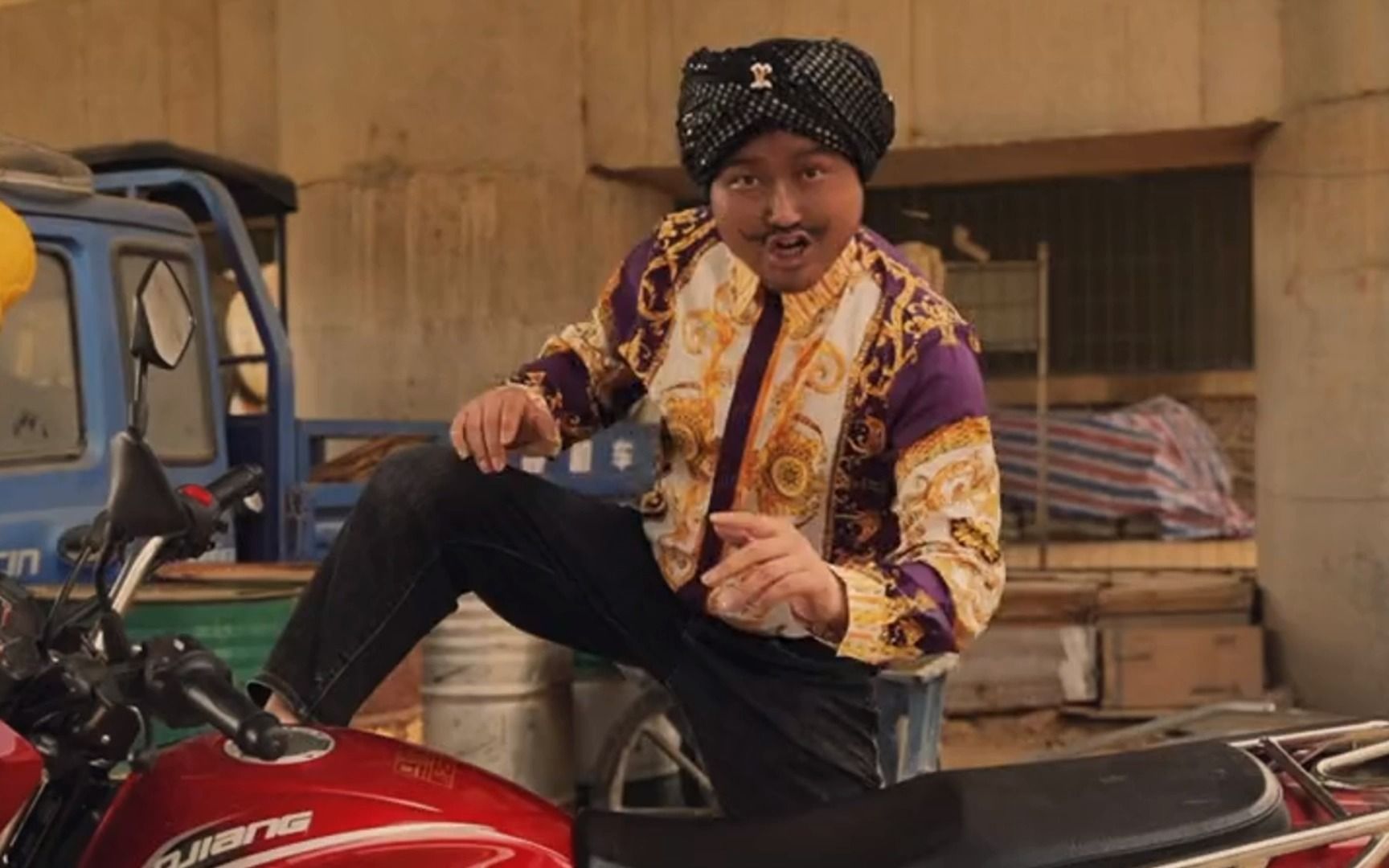 小伙魔改印度歌曲走红外网,遭印度媒体点名批评,阿三哥集体破防