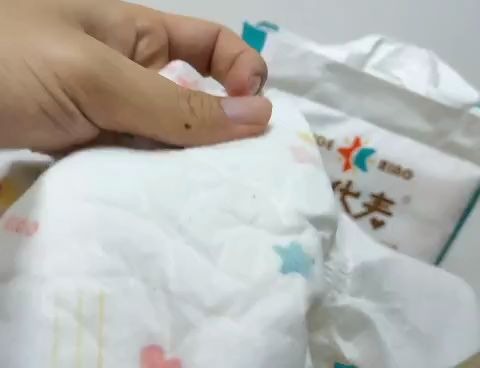 课代表纸尿裤代理价格表哪里申请纸尿裤试用装纸尿裤的正确穿法图片...