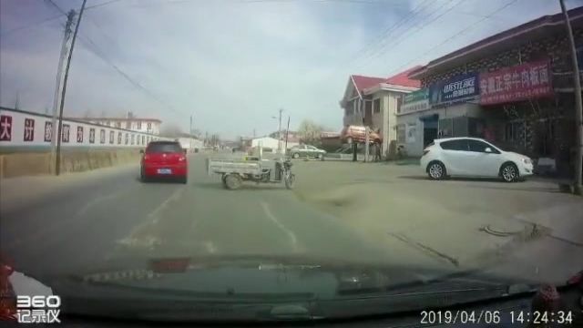 360行车记录仪合集:行车需谨慎。