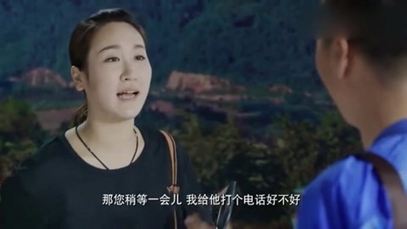 男子来店里买电瓶车,上来就找老板,掏十块钱就想买一辆