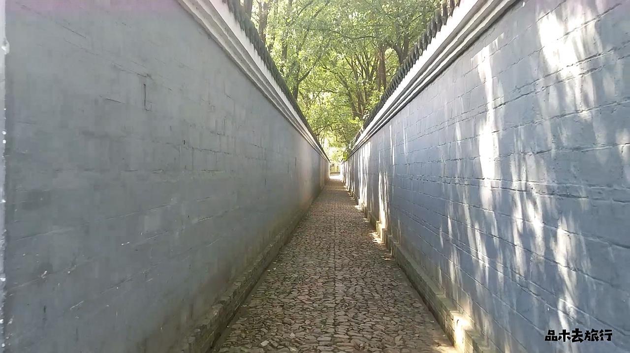 .b>六尺巷,一个真实的历史故事