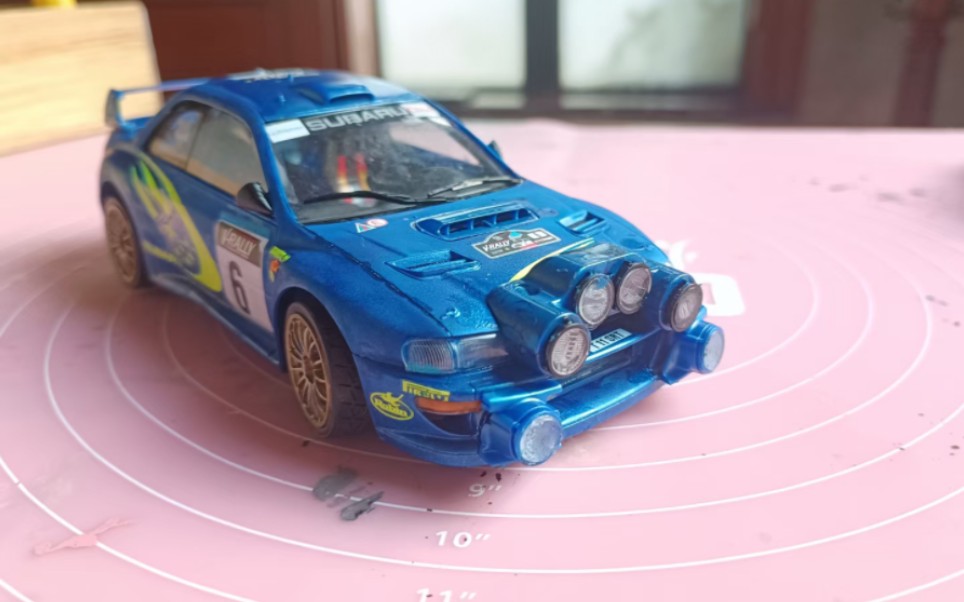 第200期视频,田宫1:24WRC99斯巴鲁SIT拼装车模开箱测评