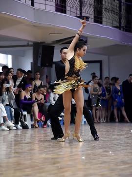 以前觉得时间多得用不完,如今只想好好珍惜每一天 #爱舞蹈爱生活 #...