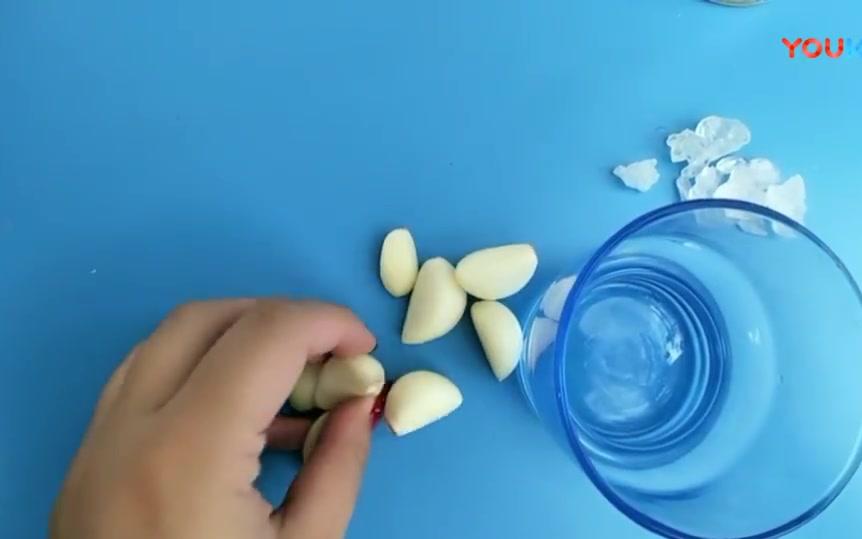 大蒜和冰糖加在一起, 治好了我咳嗽的问题, 很实用, 进来看看吧