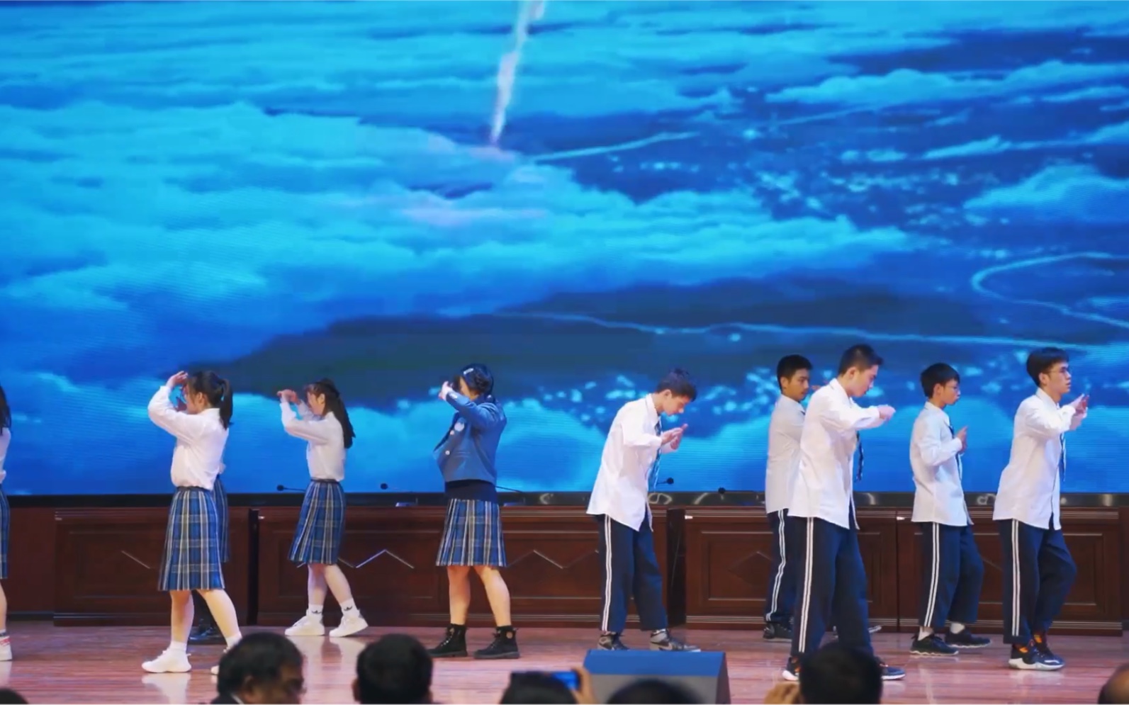 你的名字《梦灯笼》高中艺术节文艺晚会表演