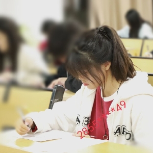 闭关锁网中 