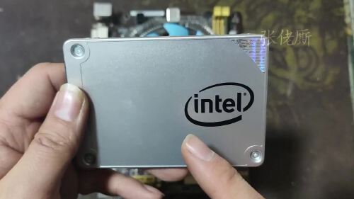 intel的固态硬盘坏了怎么办?佬厮教你分分钟修复它!