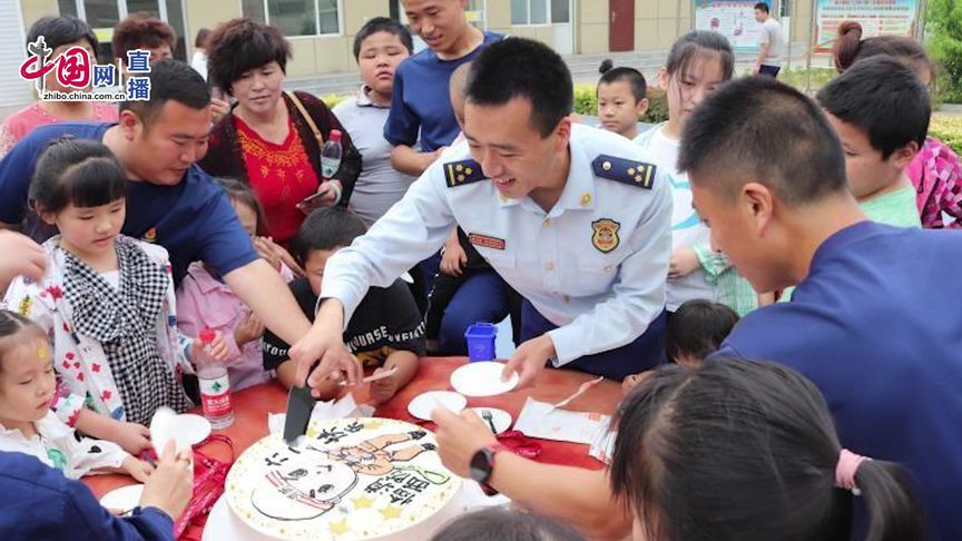 六一儿童节!特殊儿童群体走进消防队站 感受体验安全教育
