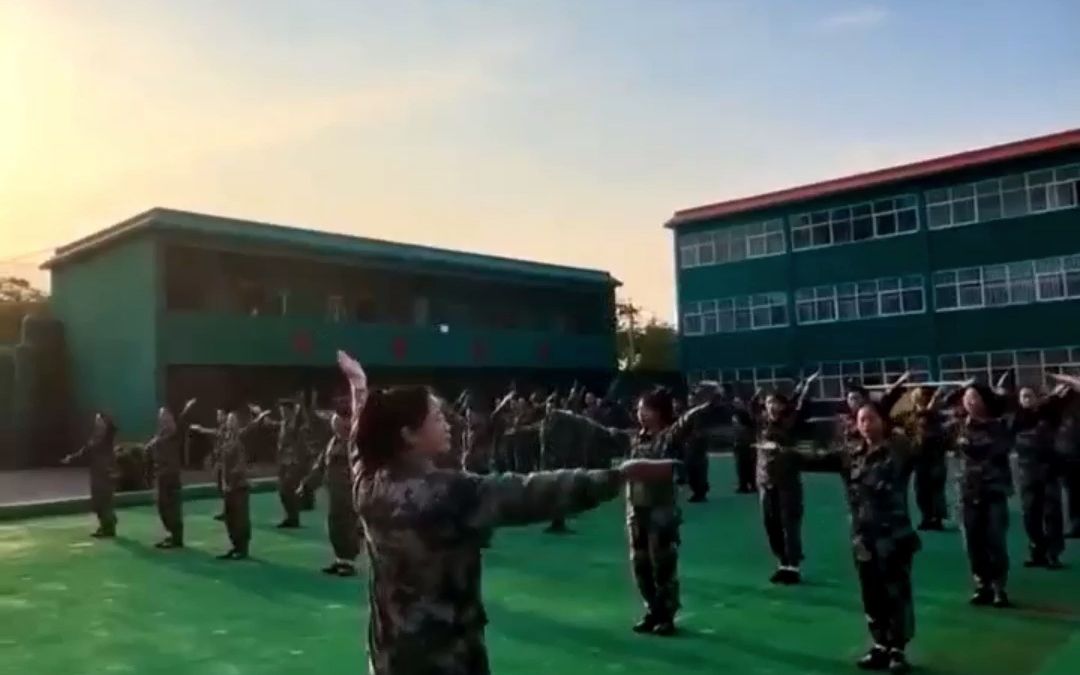 长思叛逆孩子学校用爱与行动育子 用心与专业帮孩子成材成德