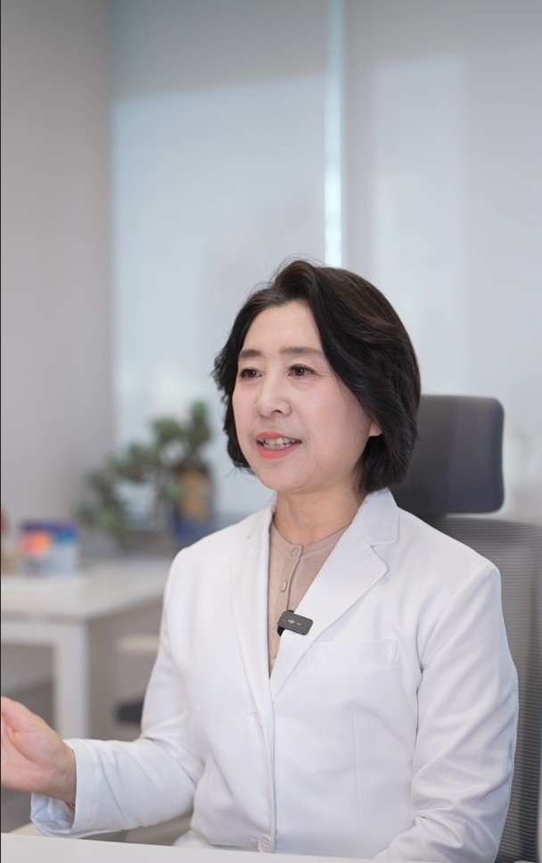 女生眼科小Tips | 生理期能否做近视手术?术后多久可以化妆、戴美瞳?...
