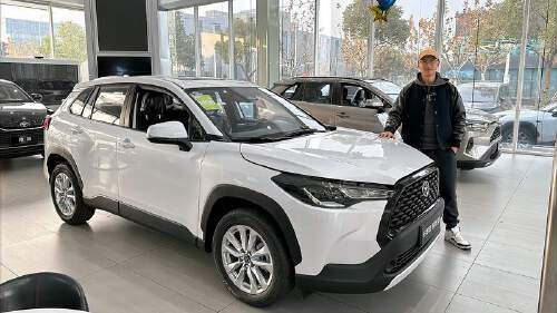 丰田卡罗拉锐放直降3万!10万买SUV,比轿车更香?