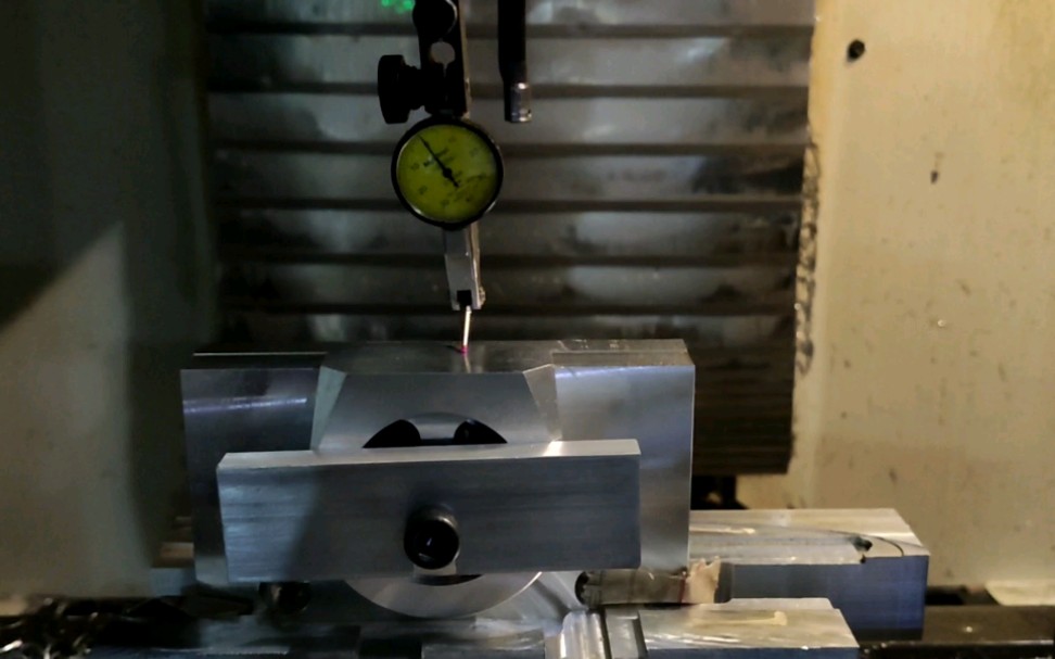 CNC三菱系统M70用计数器分中方法