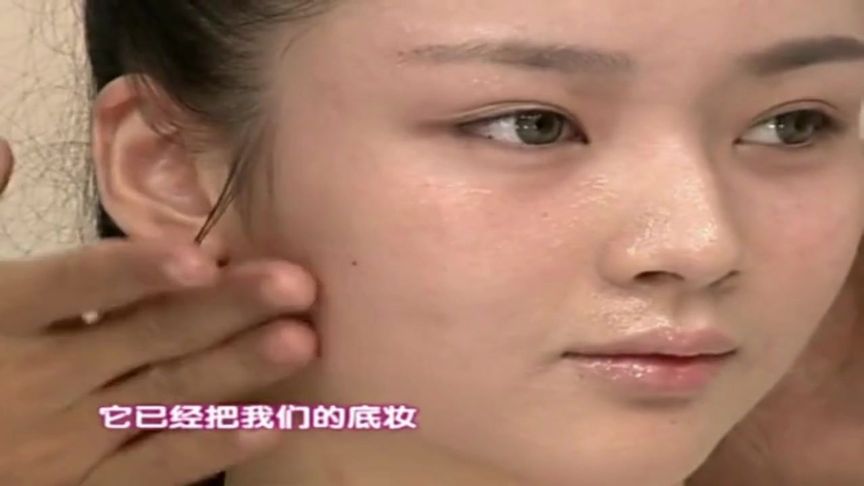 脸妆卸妆清洁方法 正确卸妆皮肤才能有氧呼吸