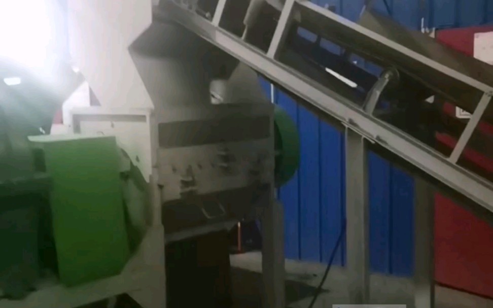 巩义恒德废旧轮胎切割机废旧轮胎毛丝分离机轮胎细钢丝分离机橡胶...