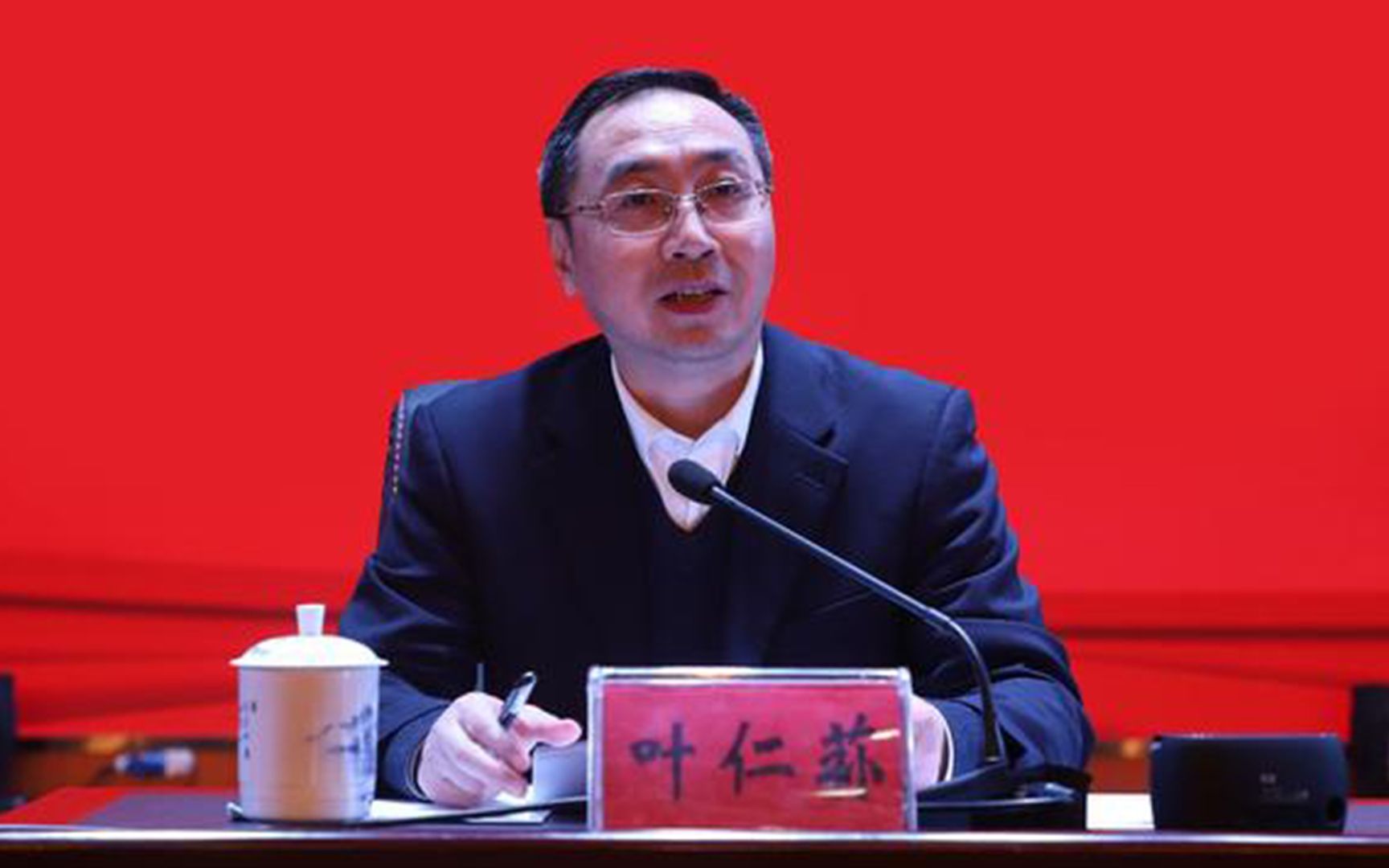全国人大代表叶仁荪:建议中小学体育课“晒课表”