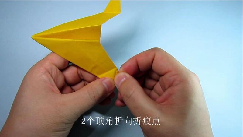简单易学的飞机折纸,3分钟折出一架能飞很快的纸飞机