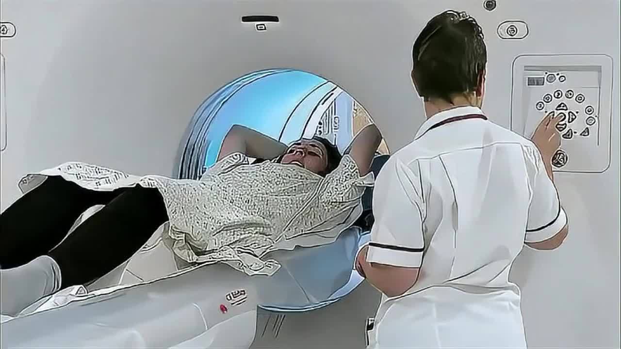 女人去医院做CT检查时,医生能从屏幕里看到啥?答案有点尴尬