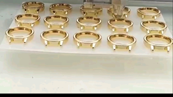 #视觉钟表壳点钻机器人,专门用于手表壳、表盘面、表带、表扣等手表...