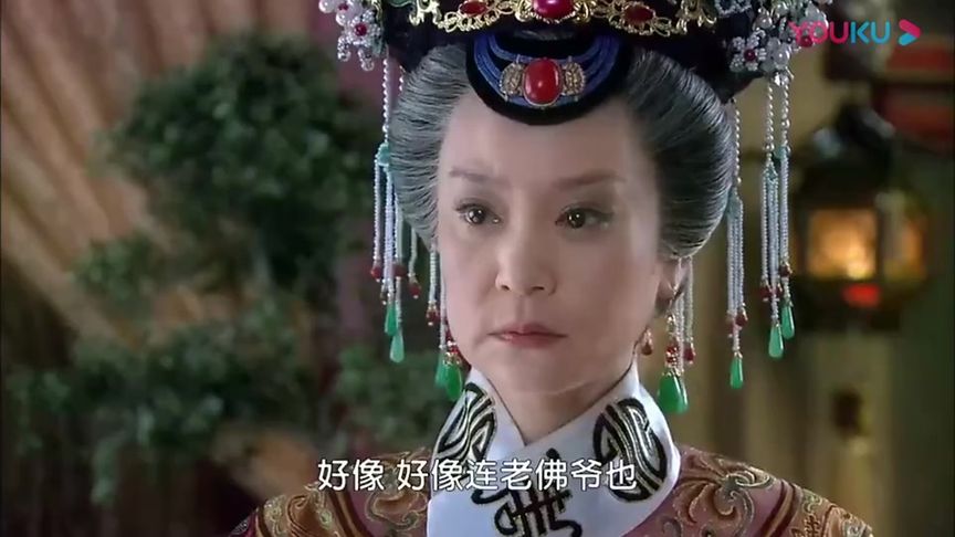新还珠格格:桂嬷嬷回宫告黑状,故意挑拨老佛爷,可惜对方不上套