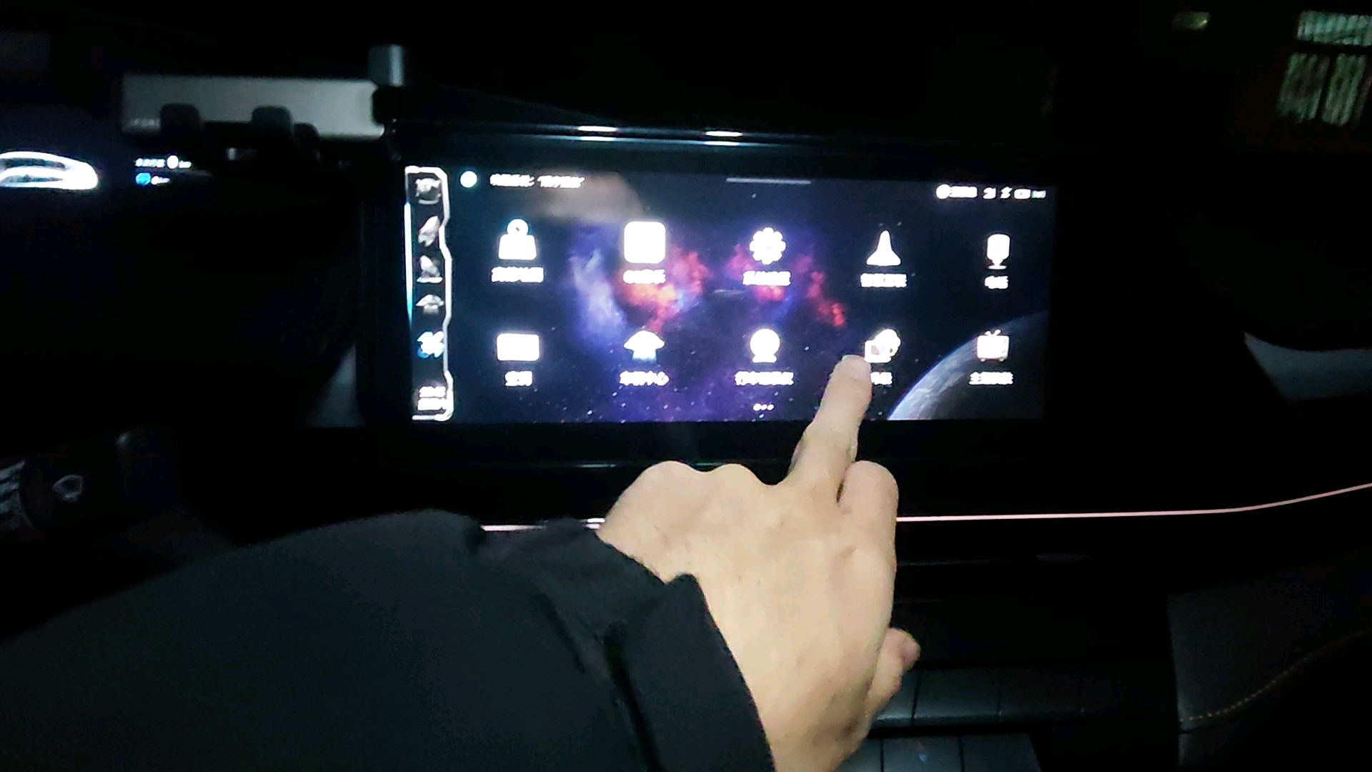 长安univ 首保及油耗和车内用品简单分享