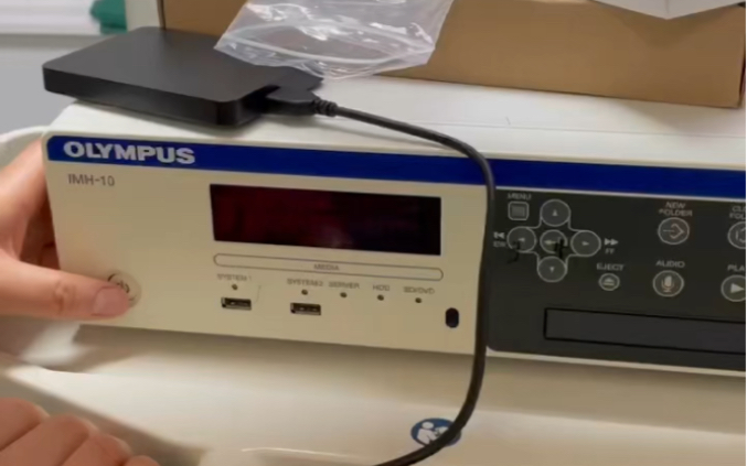 临床实拍:OLYMPUS 1080P腹腔镜成像系统———刻录机