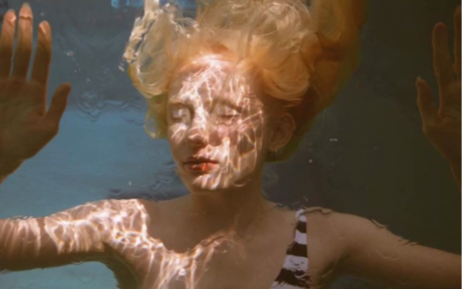 《无摄界》第一百一十三期(复古风格摄影。什么是“复古”?“复古”...